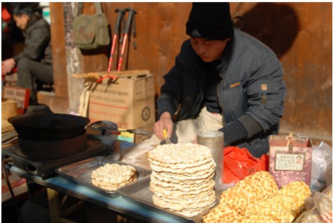 Photos, Images & Pictures of Pingyao Food preparing battercake,Pingyao ...