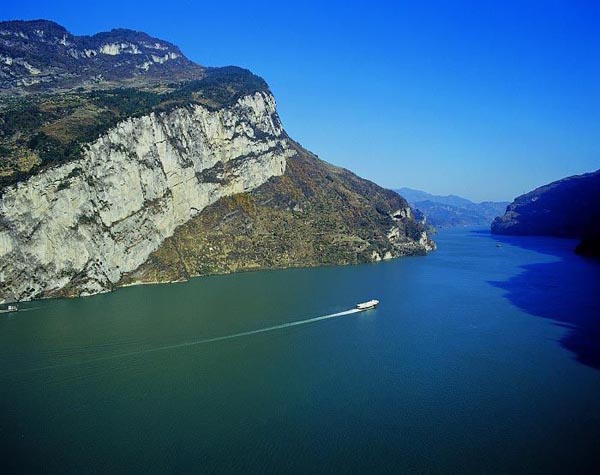 Yangtze River Three Gorges: Qutang, Wuxia & Xiling Gorge Hubei China